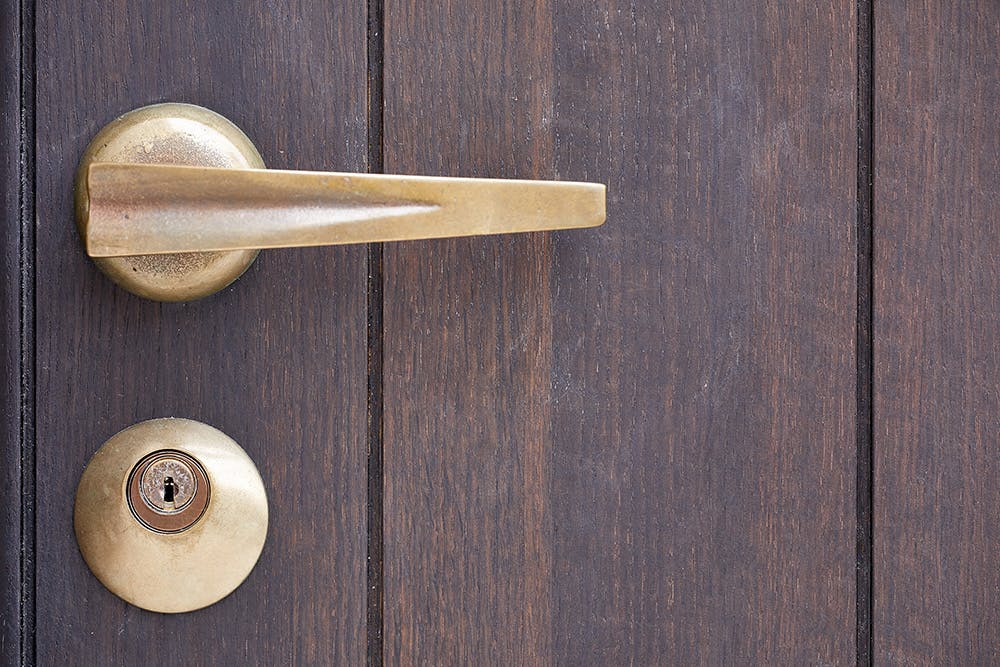 10 tips to choosing handles for your front door