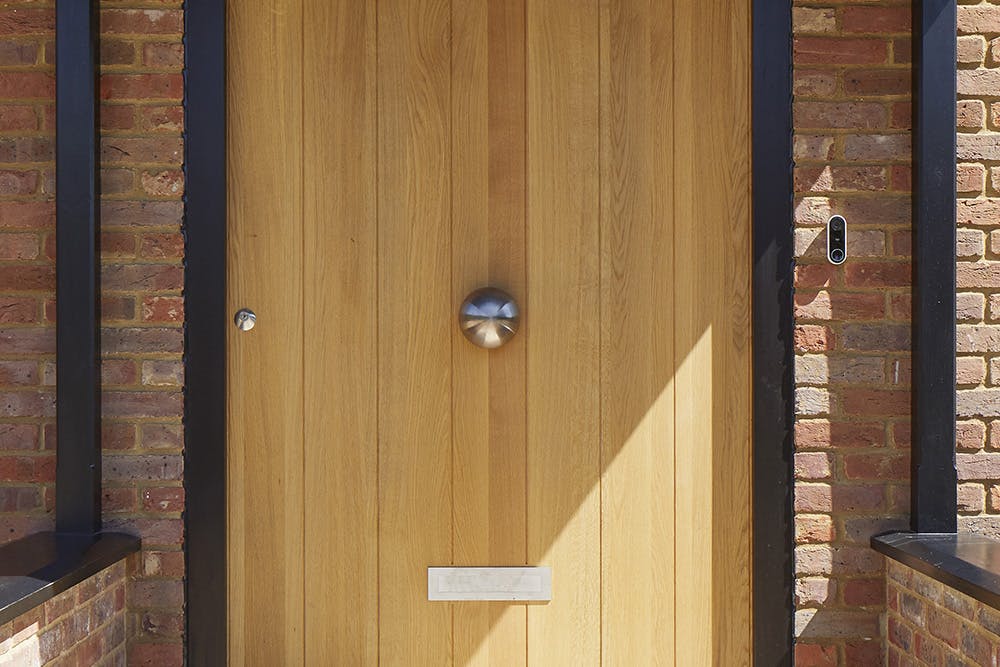 10 tips to choosing handles for your front door