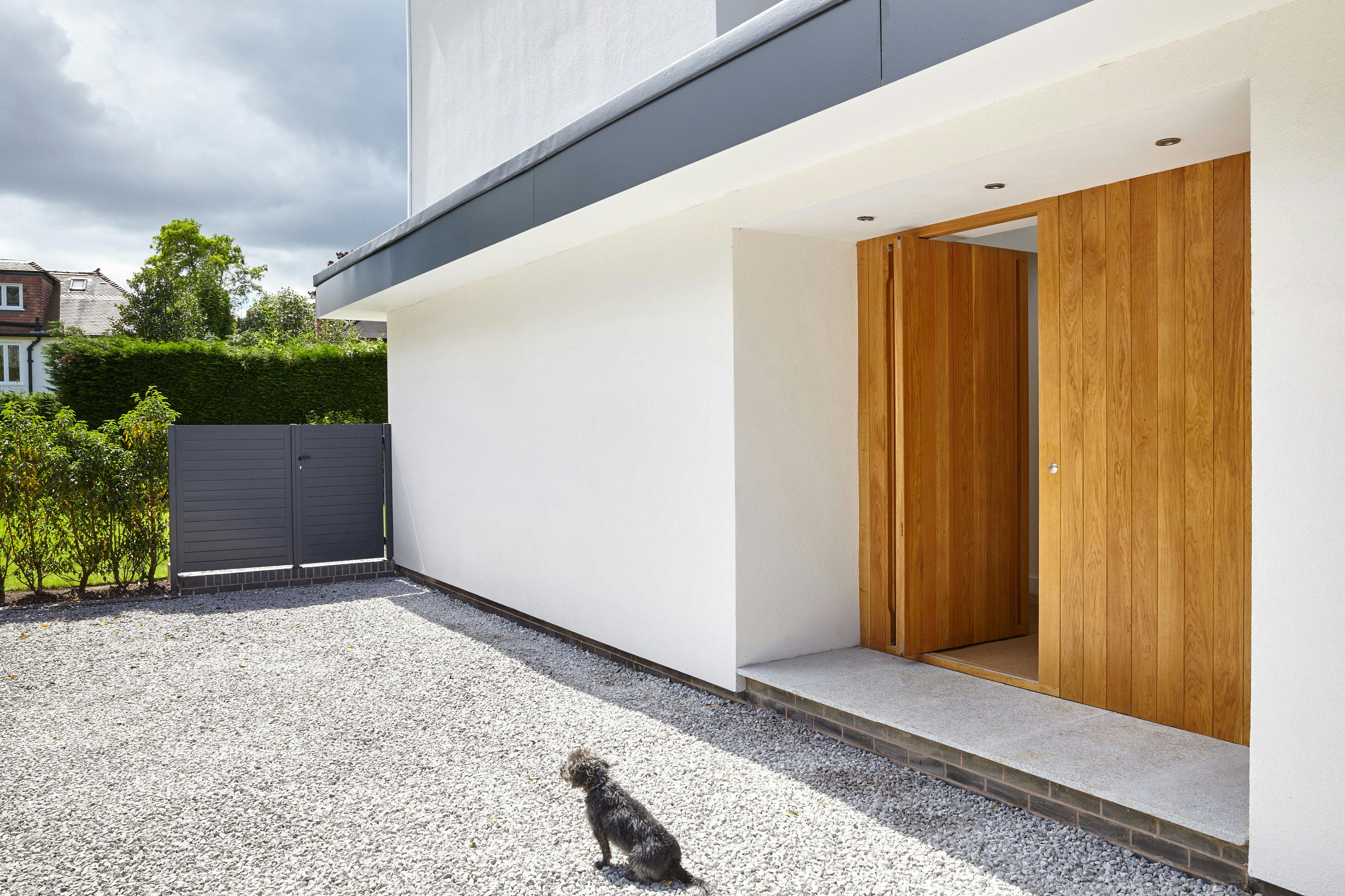 Doors in minimalist houses | Urban Front