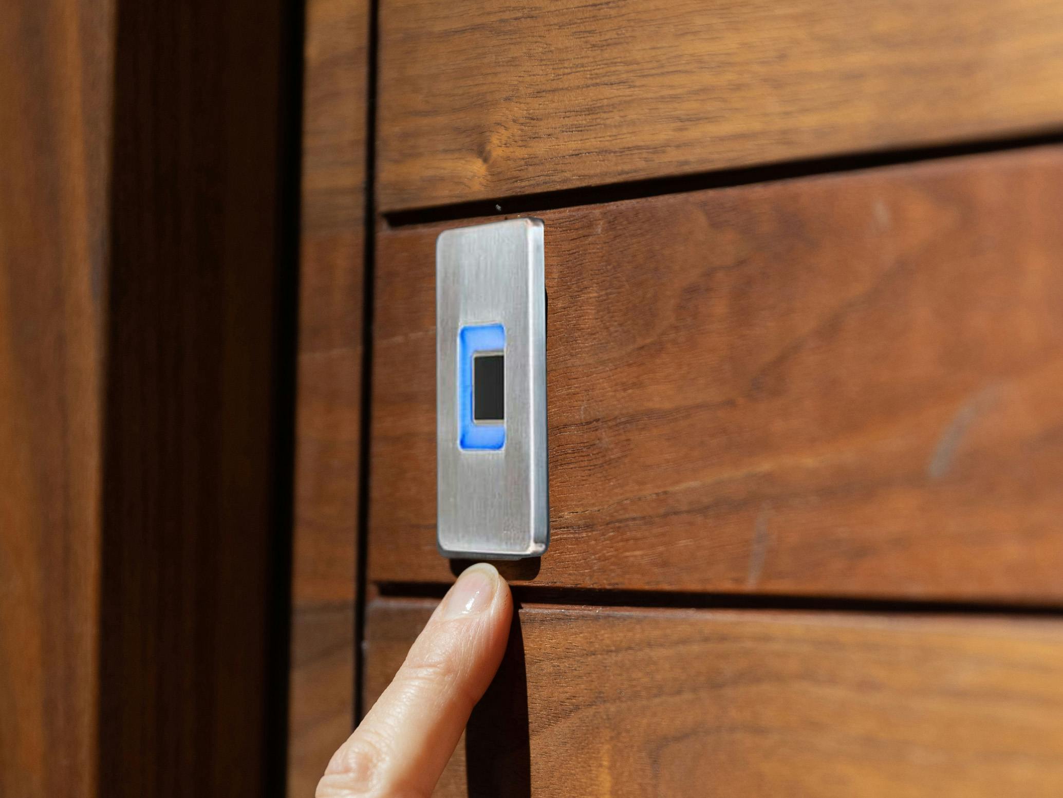 Fingerprint entry - Keyless door entry | Urban Front