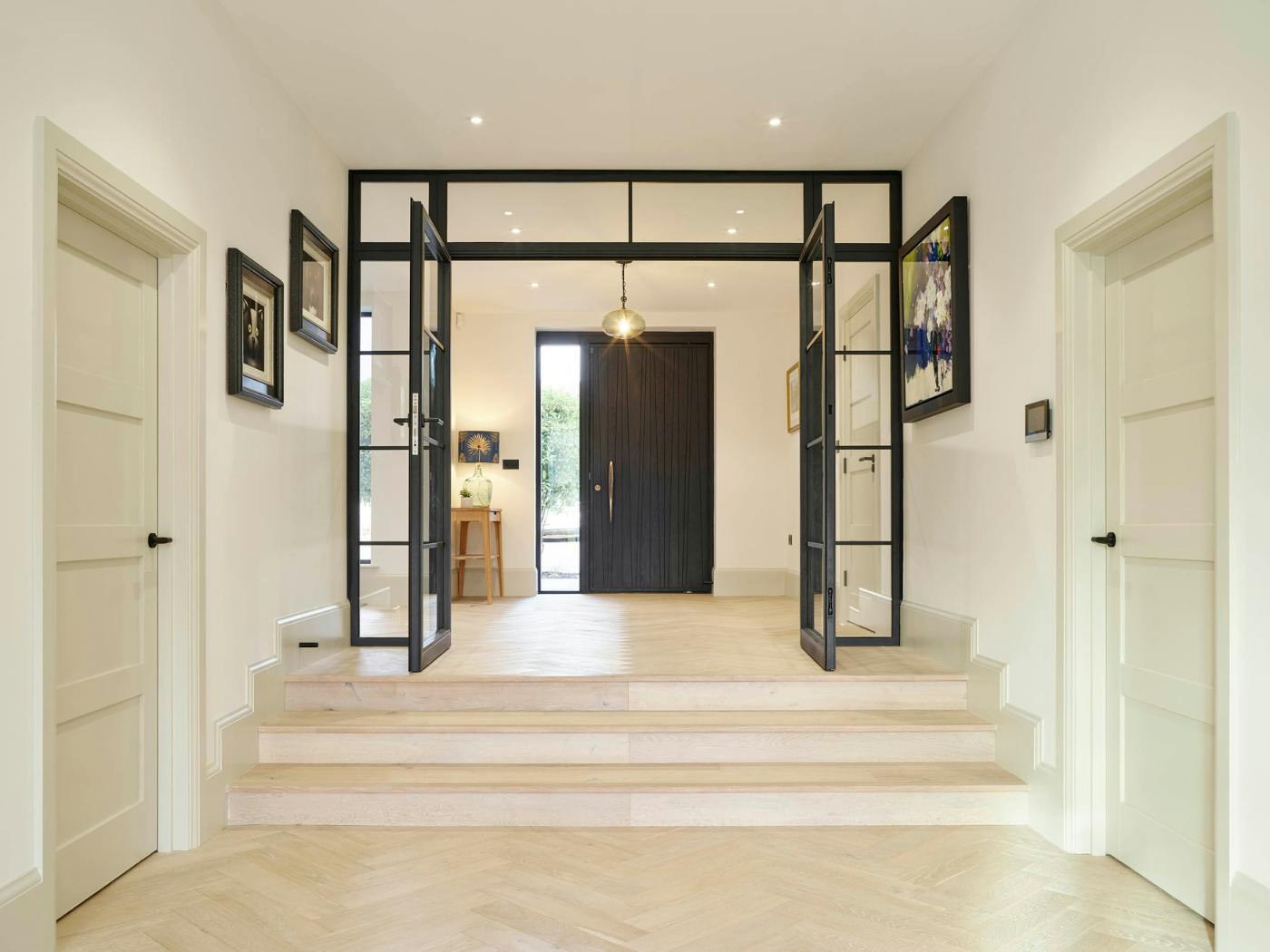 Style blend: Urban Front and Crittall-style doors