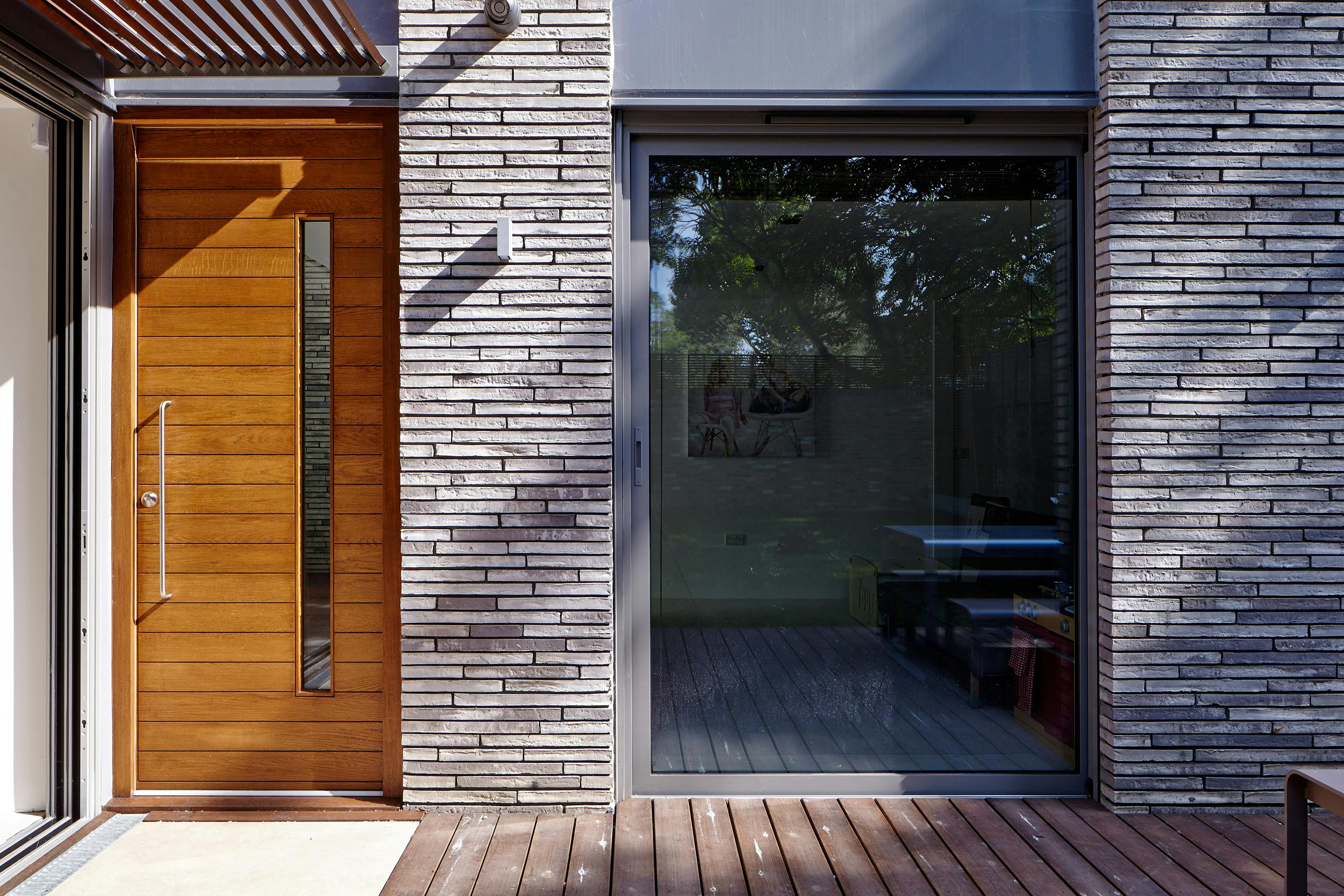 Doors in contemporary houses | Urban Front